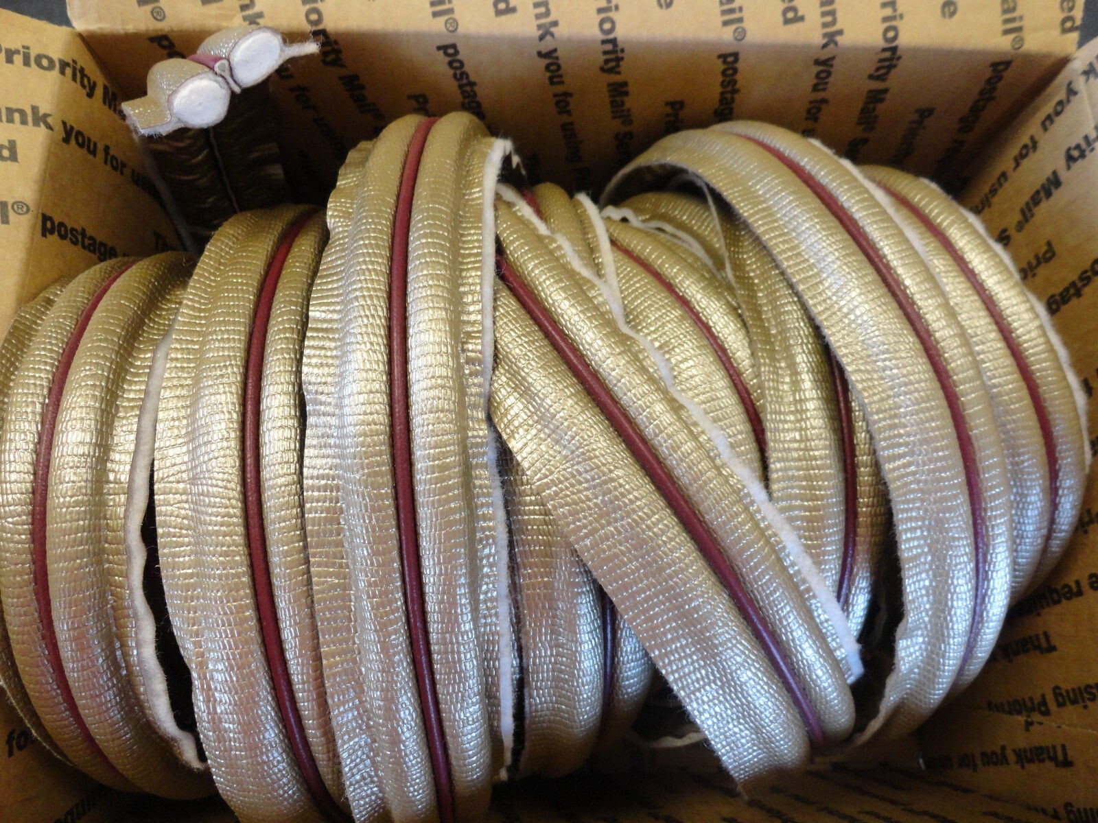 BENTLEY METALLIC GOLD / BURGUNDY VINYL DOUBLE PIPING TRIM WELTING 14 ...