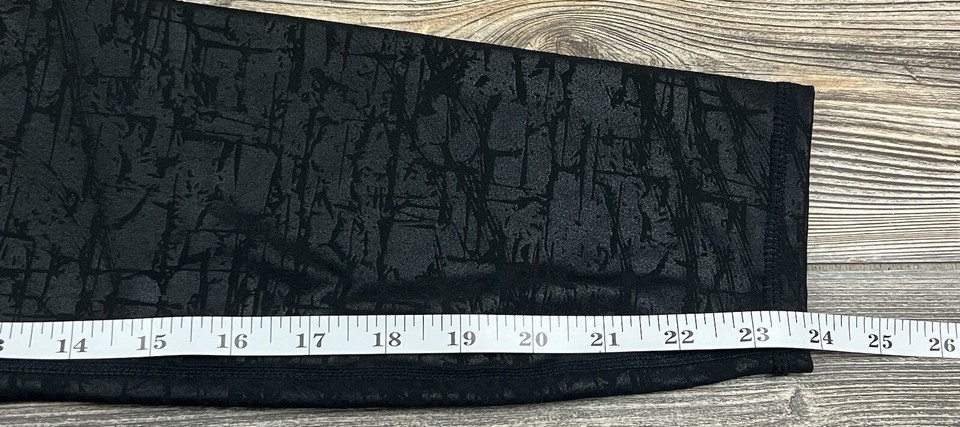 GAIAM Shiny Black Cropped Leggings Women's Size Medium 24" Inseam | eBay UK