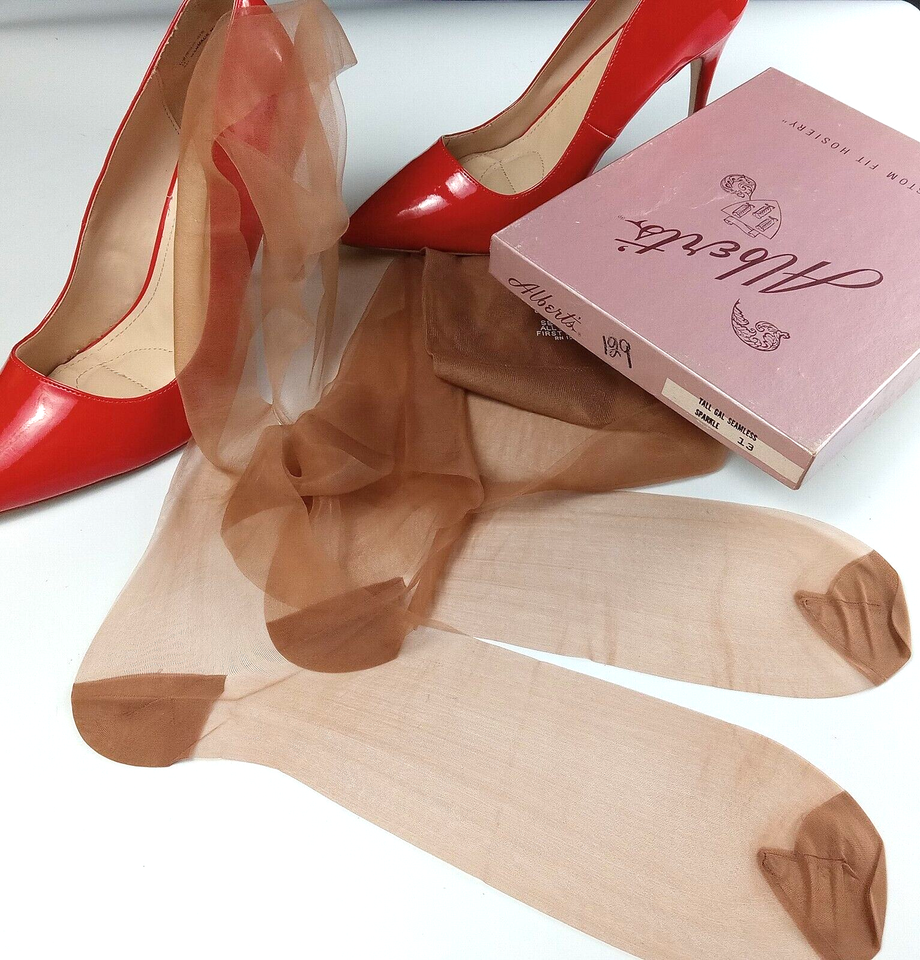 sz 13x40 RARE SIZE VTG FLAT KNIT RHT SEXY NYLON GARTER STOCKINGS 1 PR ...