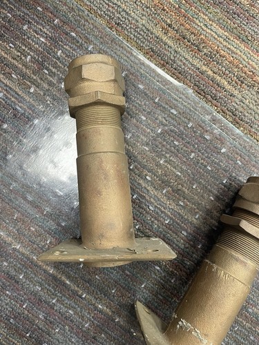 BRONZE RUDDER PORT SQUARE FLANGE ANDGLES BELIEVE TO BE 00RP138B 1 3/8 ...