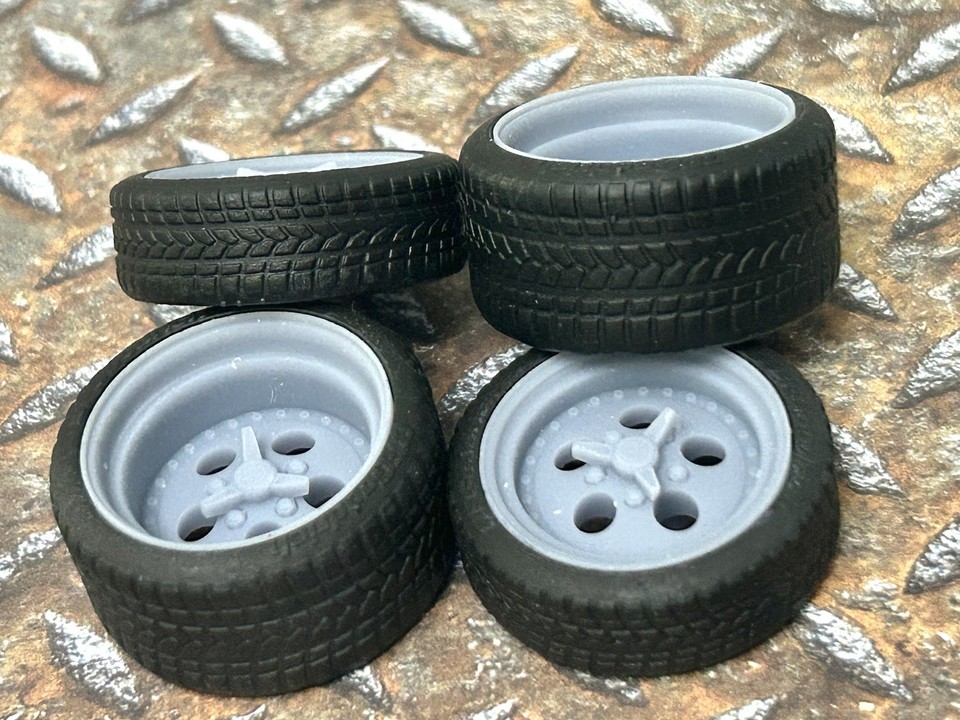 1/24 Scale: 21/20 Inch “Centerline Champ 500” Wheels W/ Wide Rear ...