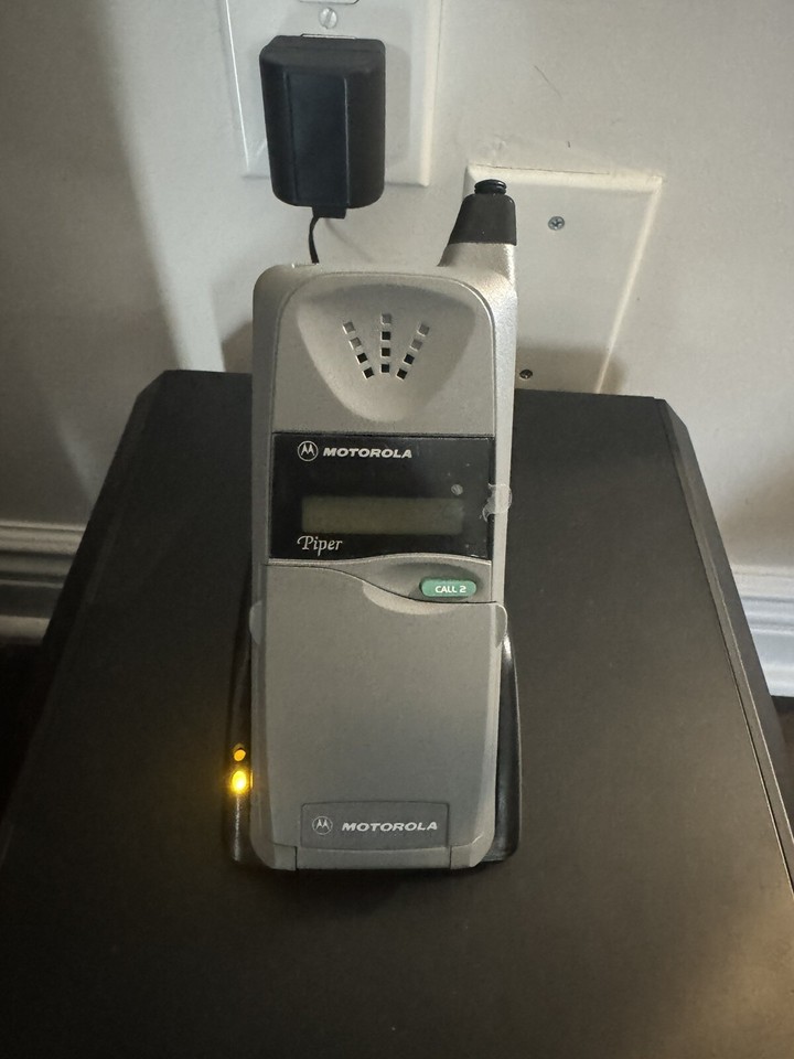 Motorola Micro T.A.C Piper Flip Phone Vintage With Original Box Brand ...