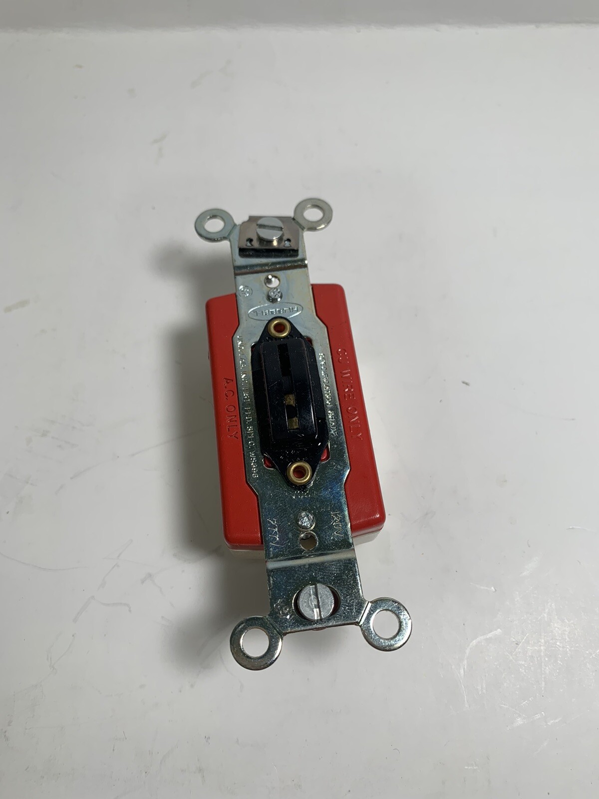 HUBBELL 1221-L LOCK TYPE SWITCH Single POLE 120/277V NEW BACK OR SIDE ...