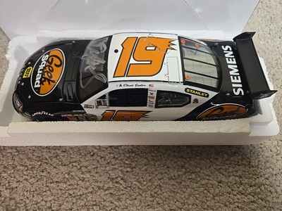 2009 Elliott Sadler 19 Best Buy Geek Squad Autographed 1/24 1/60 COT ...