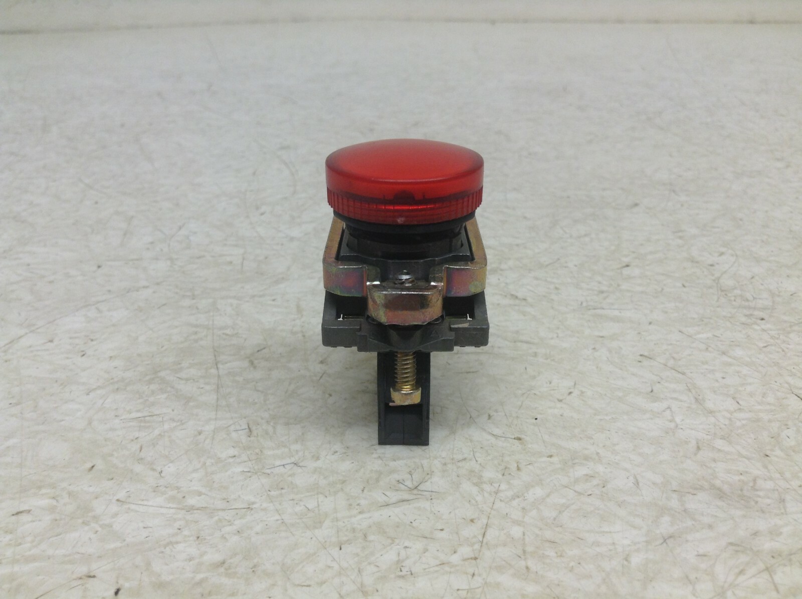 Telemecanique ZBV-6 Red Illuminated Indicator Button ZBV6 (TSC) | eBay