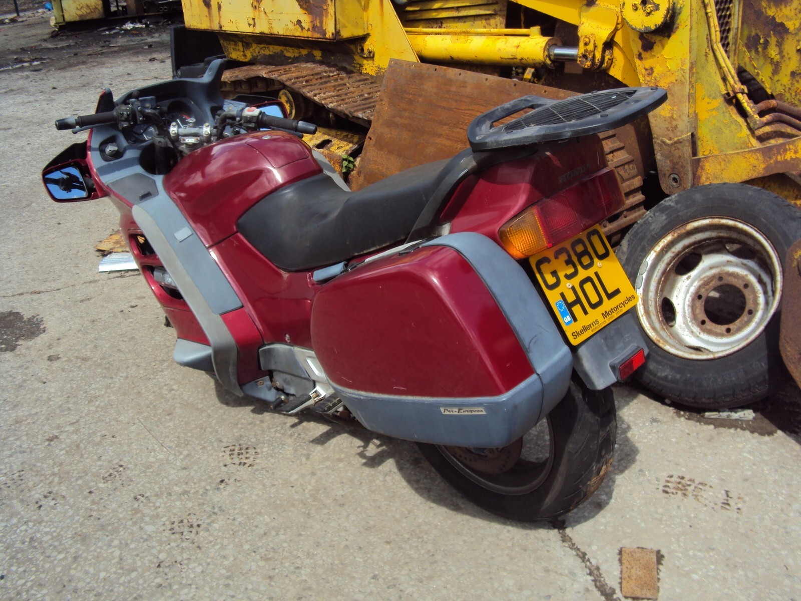 1990 Honda ST1100 Pan European PARTS / SPARES Rear Left Foot Peg | eBay UK
