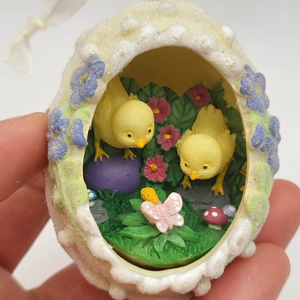 Hallmark Keepsake 2002 Easter/Spring Peepers Sugar Egg w/ Diorama Scene ...