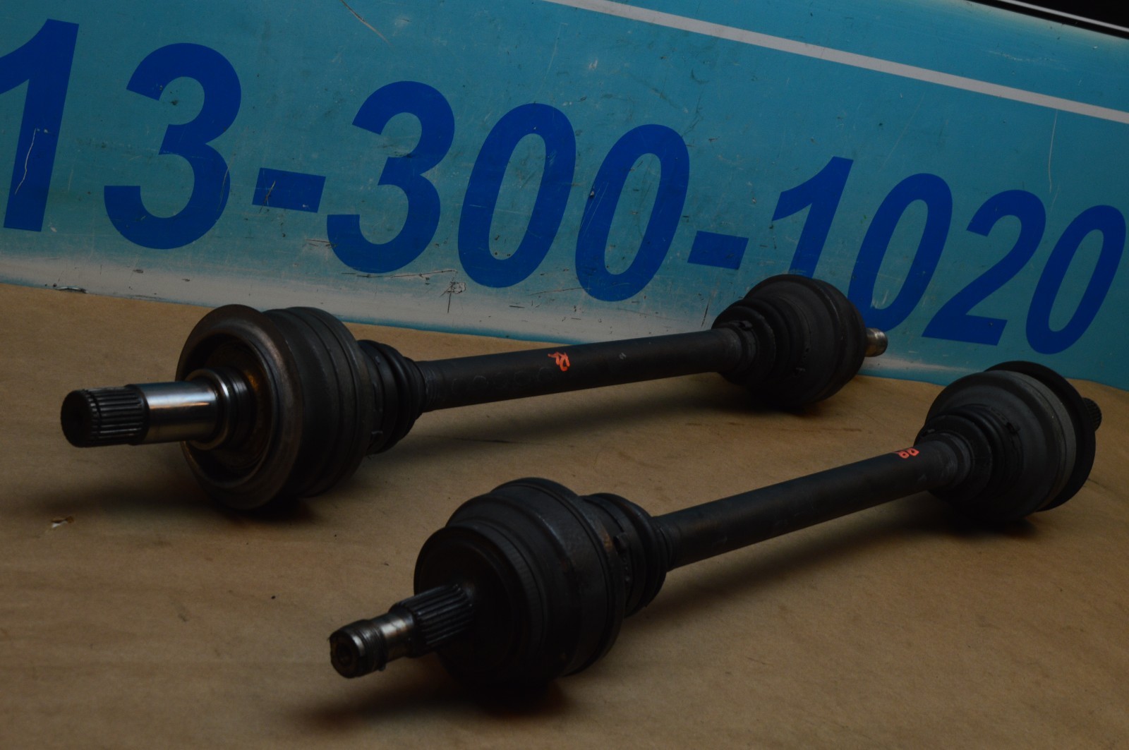 07-10 W221 W216 MERCEDES S63 CL63 AMG REAR LEFT AND RIGHT AXLES AXLE CV ...