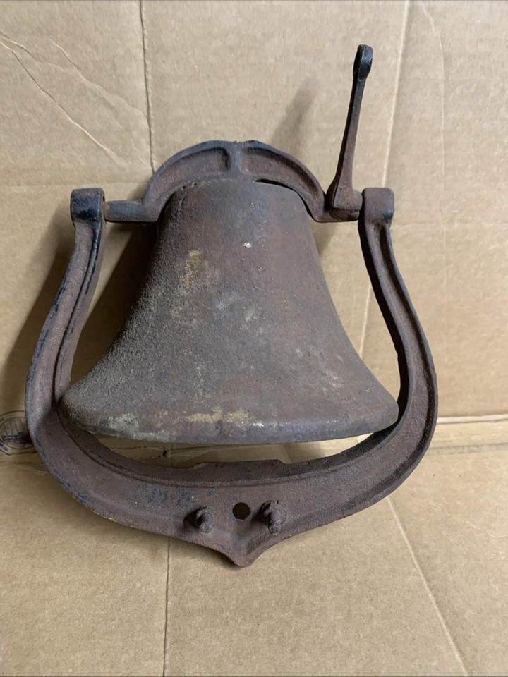 Antique Cast Iron Dinner Bell with Bracket Outdoor Hanging Farm Bell | eBay