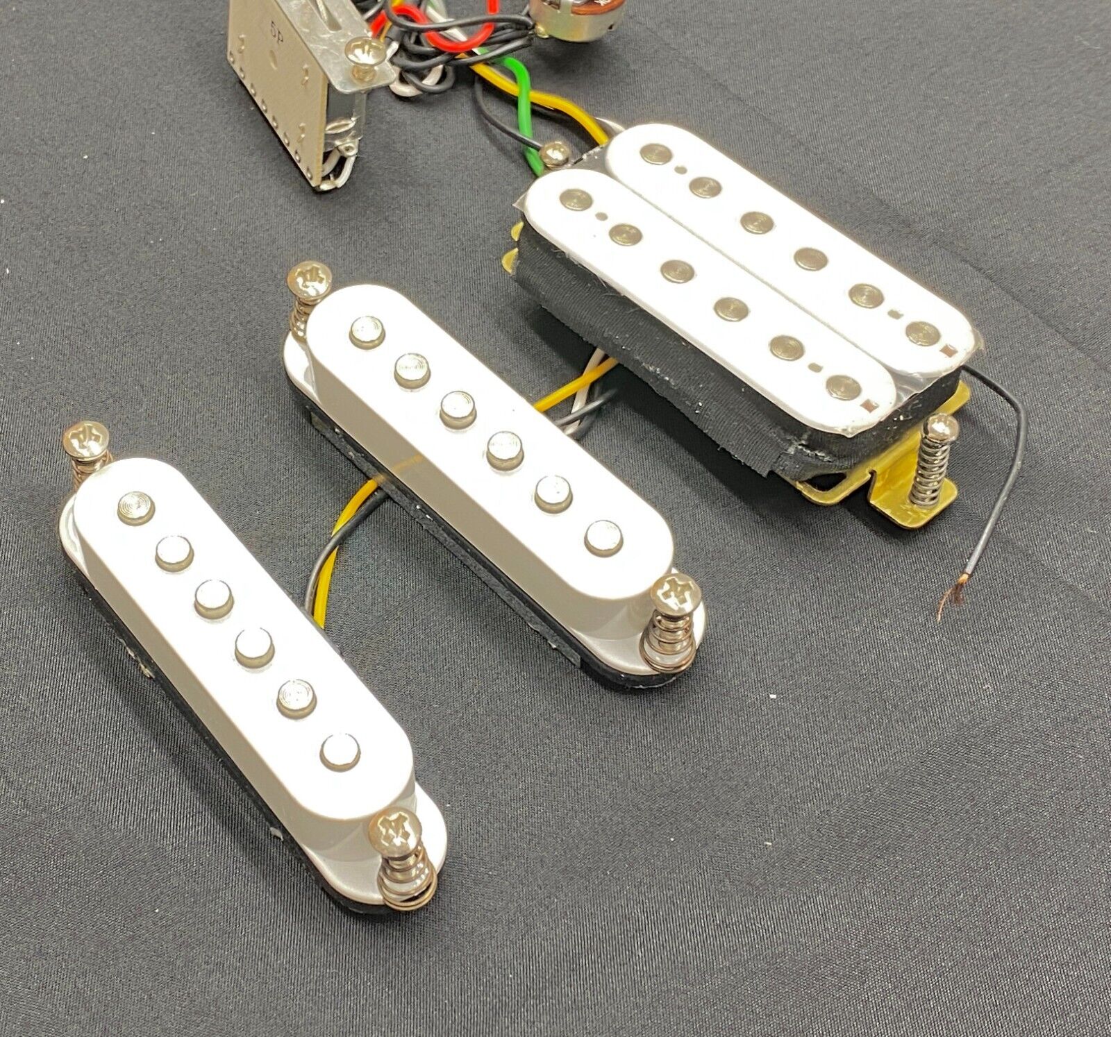 Fender Squier WIRED FAT PICKUP SET HSS w/ Pots & Switch for Strat ...
