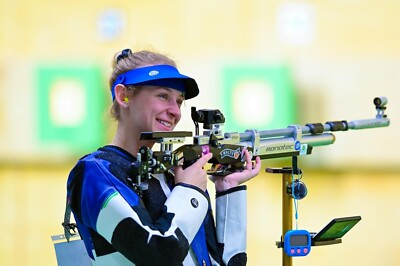 BEAUTIFUL ALISON WEISZ 8X10 Photo | eBay