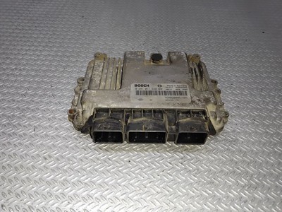 Renault Trafic II (X83) 2005 0281011530 Engine control unit module ECU ...