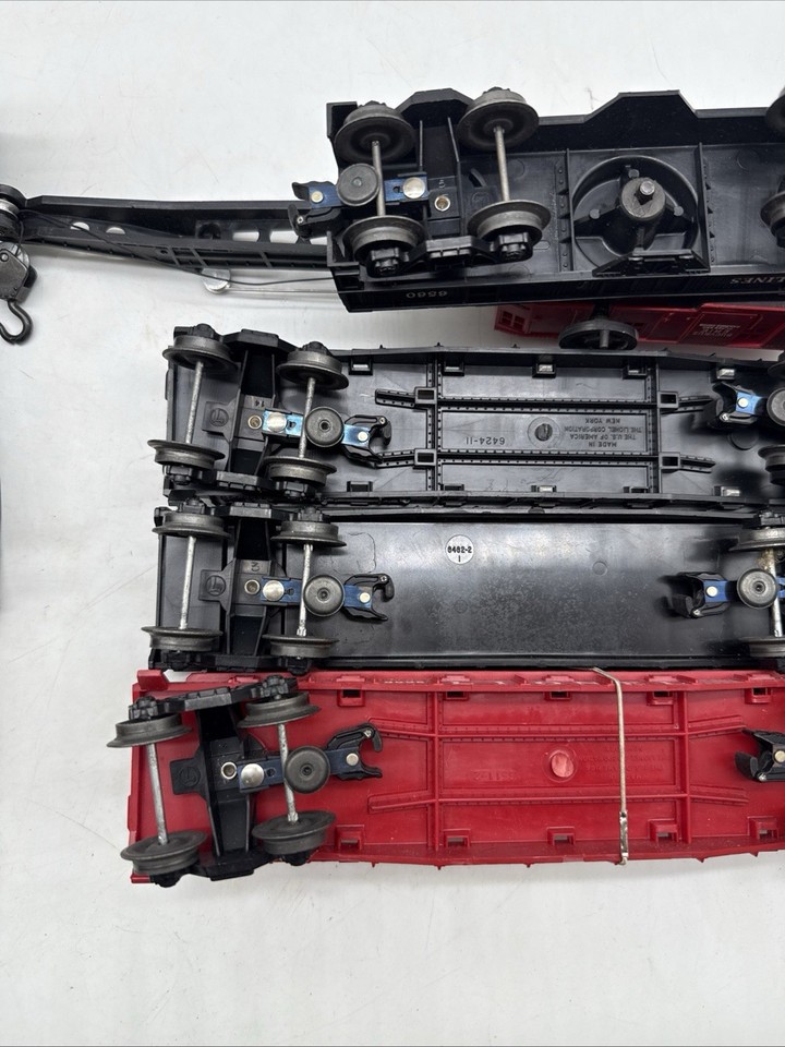 LIONEL Electric Train Set: #3435 Aquarium Car/#6175 Flatcar w/Rocket/No ...