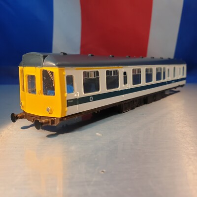 Hornby 00 class 110 dmu power car body shell & chassis!! VGC! | eBay