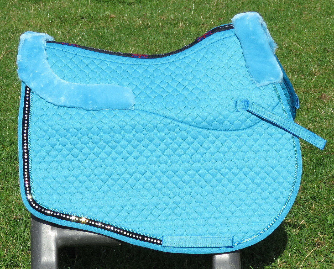 FSS FAUX SHEEPSKIN FUR SaddleCloth Crystal Bling GP Dressage Square ...