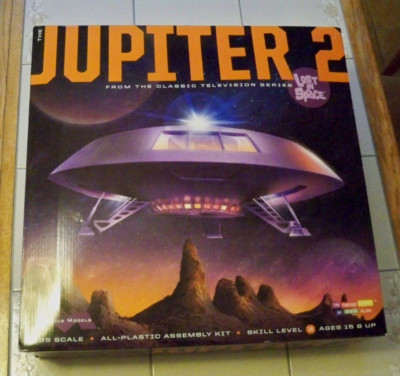 Moebius Models #913 Lost in Space TV Series Jupiter 2 Spaceship 1:35 ...