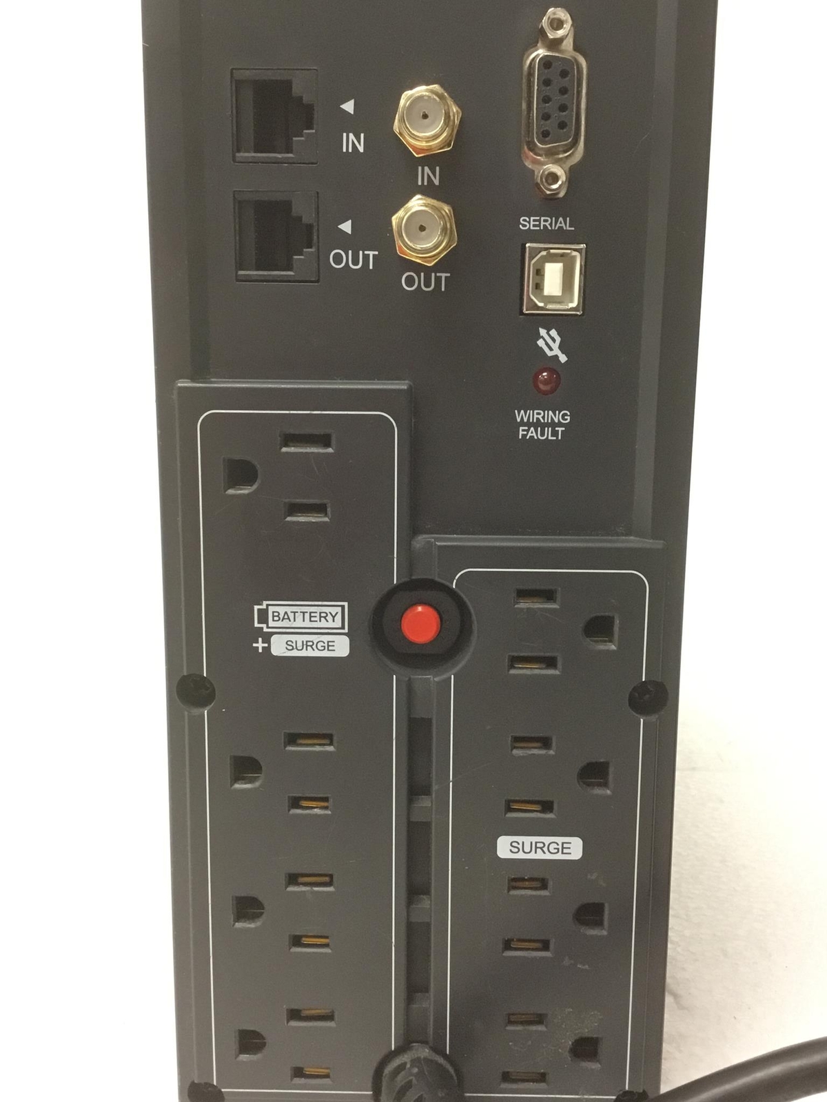 CYBERPOWER 1350VA - CP1350AVRLCD 8 prises 810 onduleurs avec câbles PAS ...