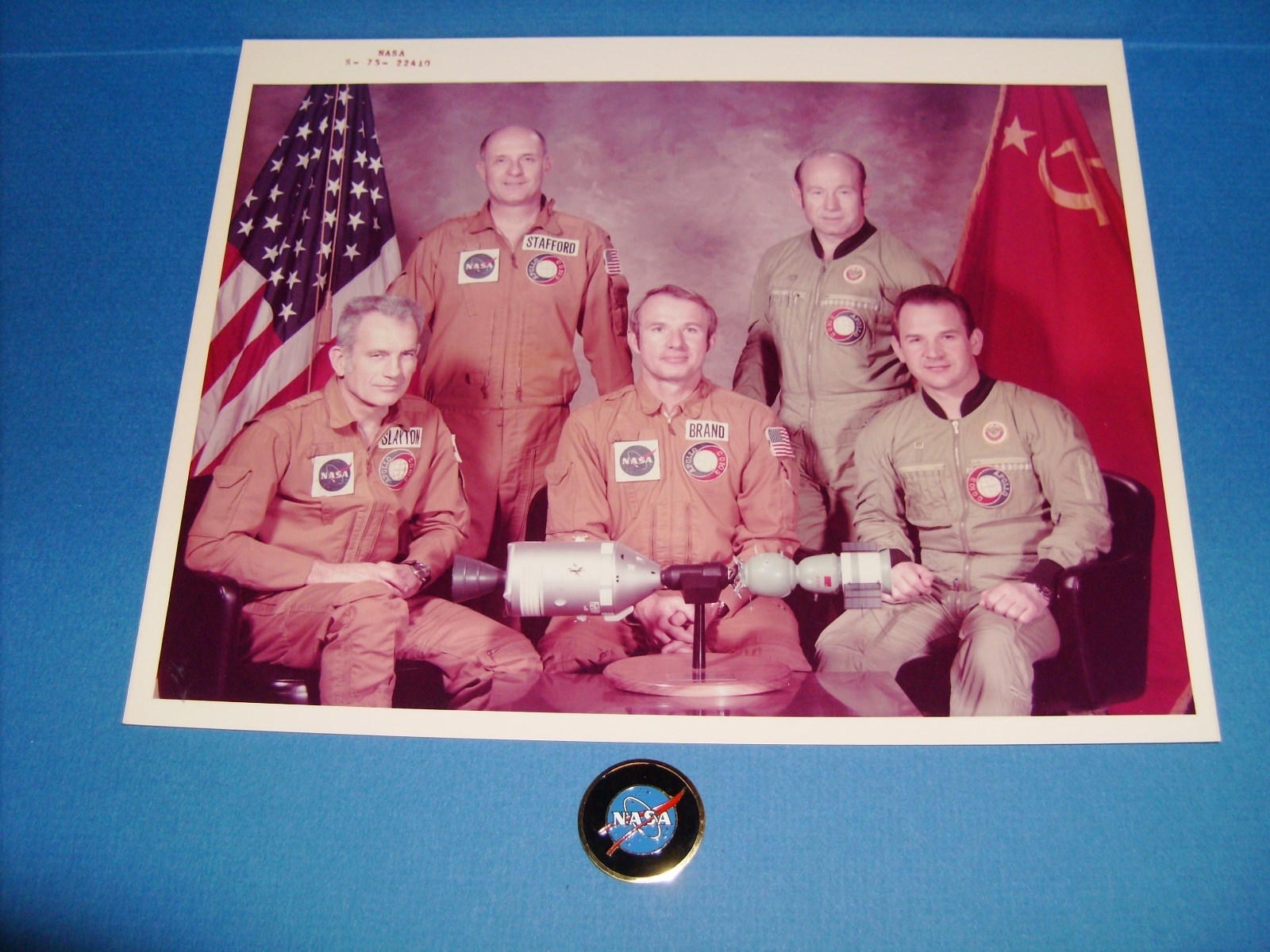 NASA ASTP PRIME CREWS U.S. & USSR APOLLO-SOYUZ PROJECT 1975 TYPE 1 ...