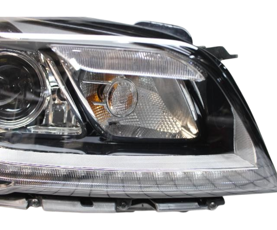 Genesis G80 DH PE FL Xenon PAIR USED GENUINE 92101 B1170 92102 B1170 | eBay