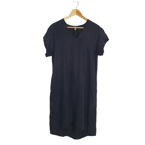 Elk Size M Black Cupro Lyocell Short Sleeve V-Neck Minimalist Midi ...