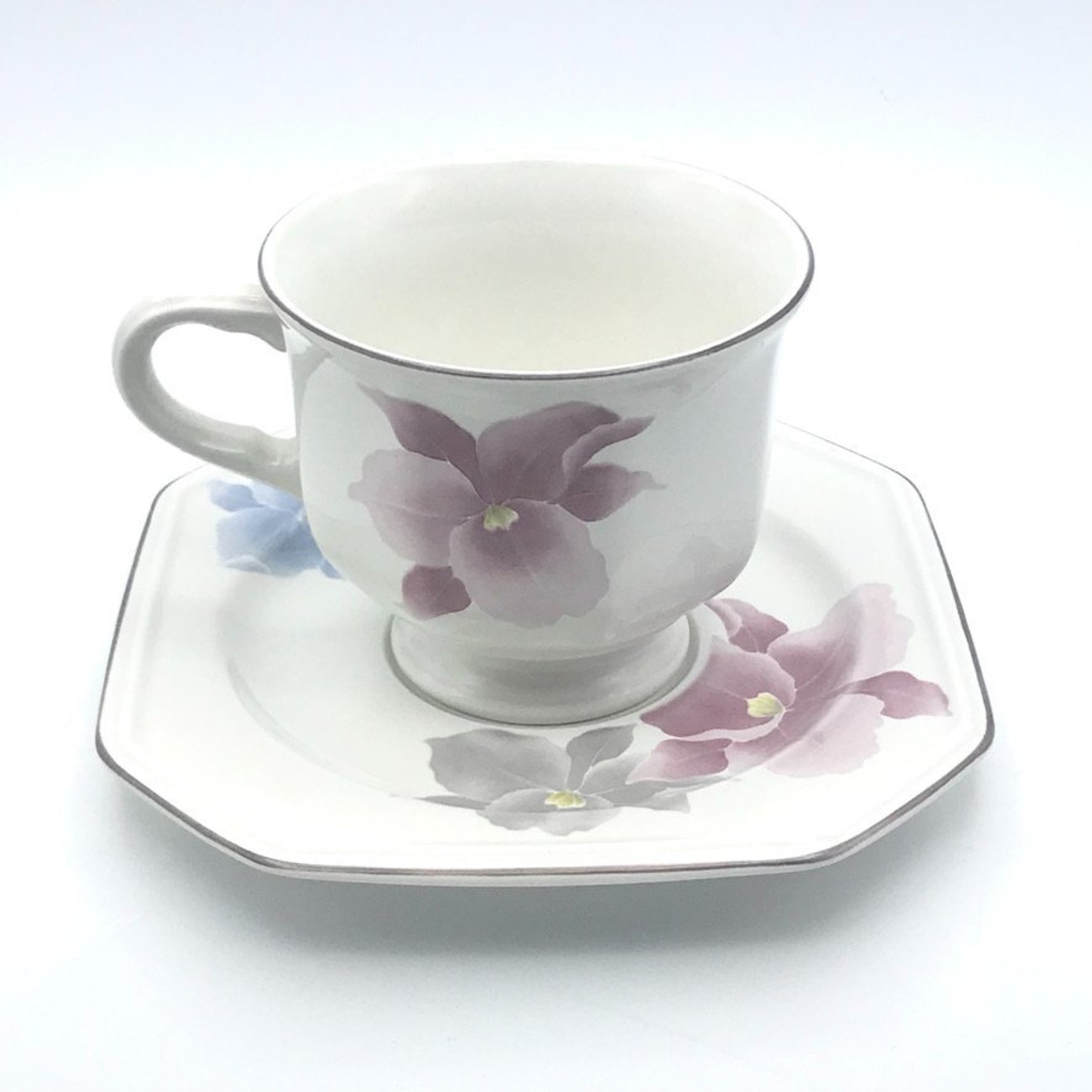 Vintage Mikasa Continental Beau Monde Iris Octagon Tea Cup Saucer F3007 ...