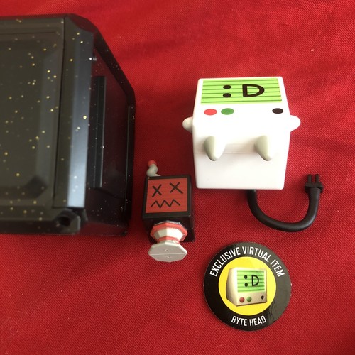 Roblox Celebrity Series 9 - Tower Heroes: Byte (Byte Head) | eBay