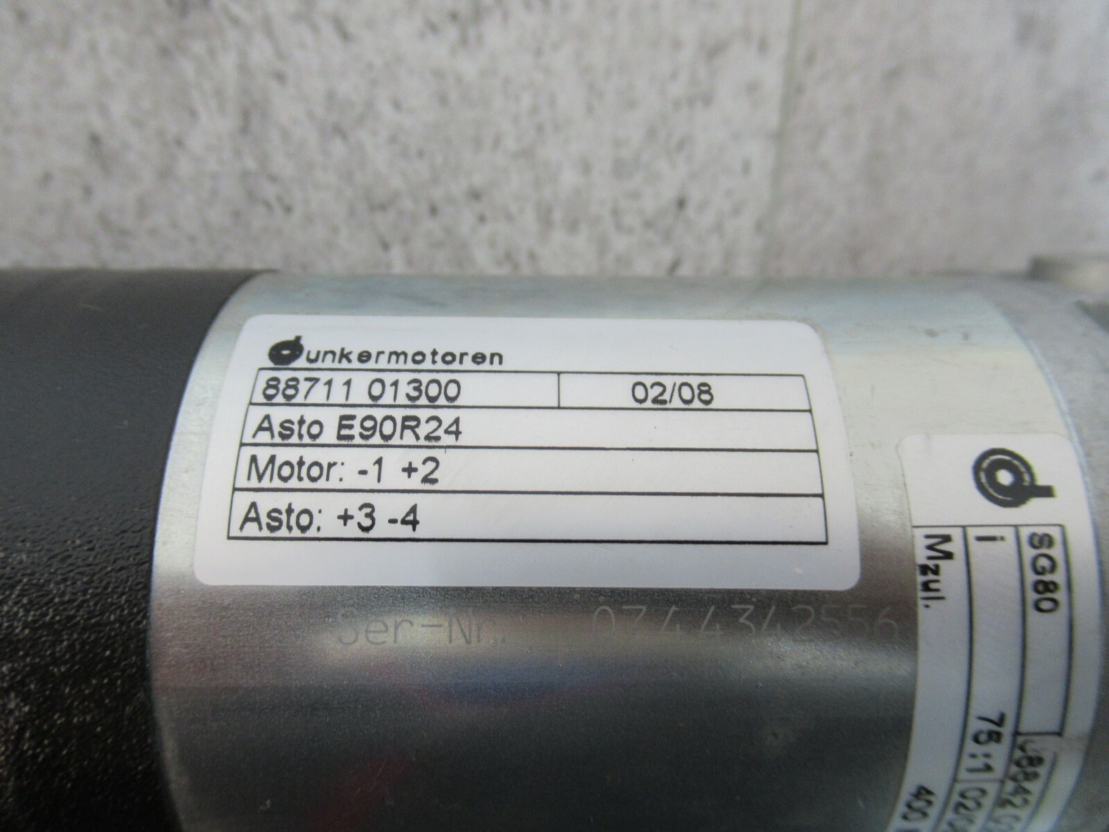 Dunkermotoren GR63X25 Motor 24VDC + Asto E90R24 + Winkelgetriebe SG80 i ...