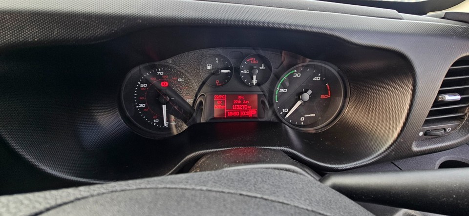 2019 (19) Iveco Daily Caetano Intrabus 29 Seat Minicoach | eBay UK