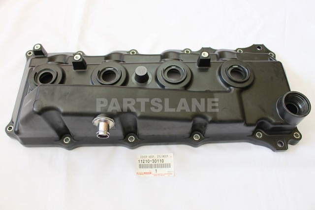 11210-30110 Genuine Toyota FORTUNER HILUX Cover Cylinder Head ...