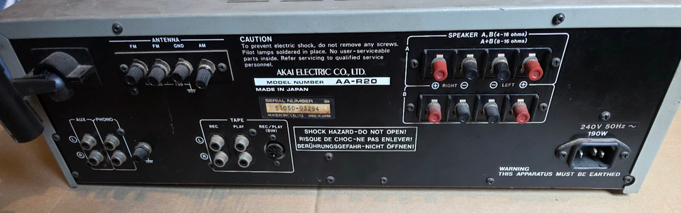 Akai AA-R20 AM/FM Stereo Receiver Amplifier - Please Read Description ...