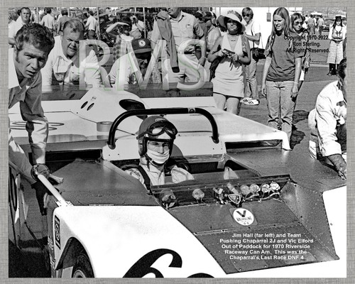 Jim Hall (left) & Team with Vic Elford & Chaparral 2J 1970 Riverside ...