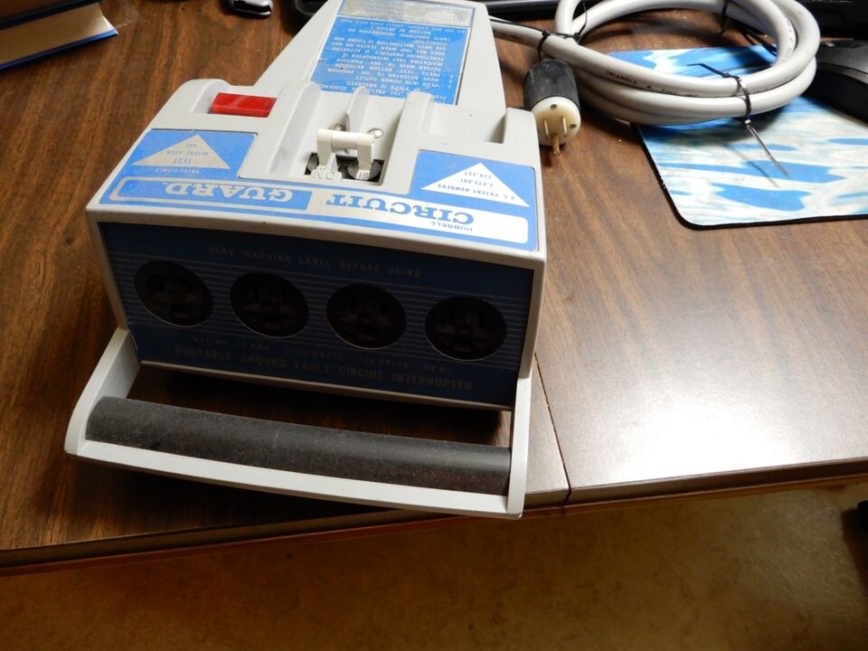 Hubbell GFP-201 Circuit Guard Ground Fault Interrupter 15A 1800W 120V ...