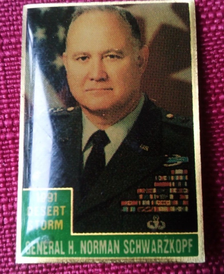 Pin's lot 3 Militaire USA Gen Kelly Dick Cheney Norman Schwarzkopf (2 ...