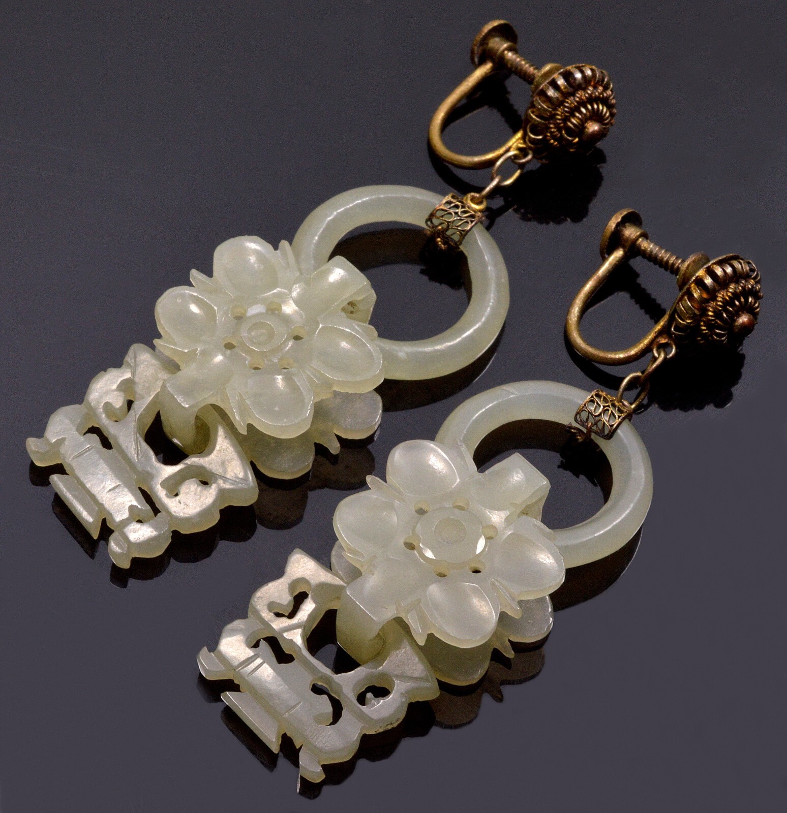 ANTIQUE CHINESE DEVIL'S WORK MUTTON FAT NEPHRITE JADE… - Gem