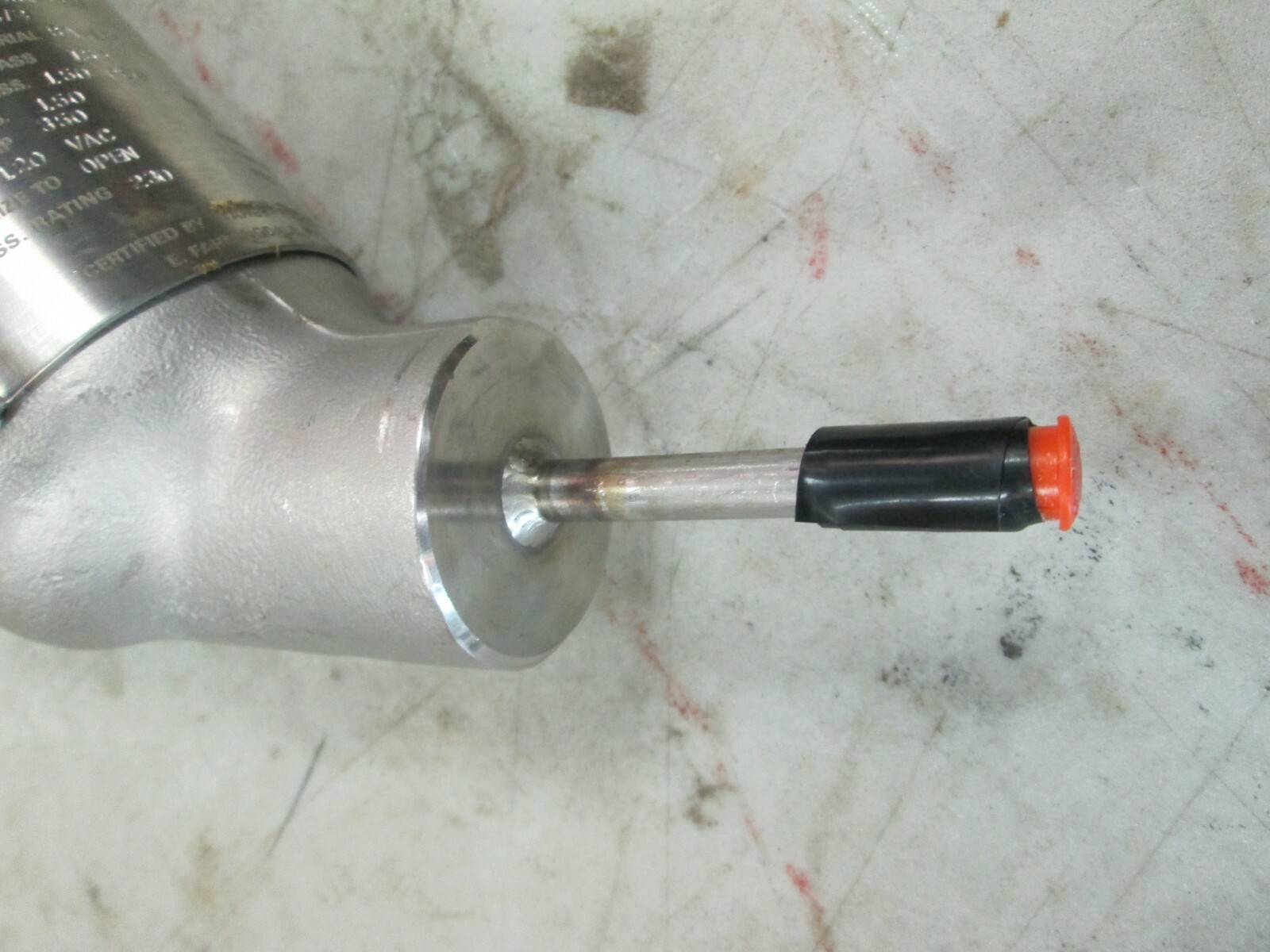 Target Rock Solenoid Valve Nuclear Grade Size: 3/8" OD Tube Mod: 85V ...