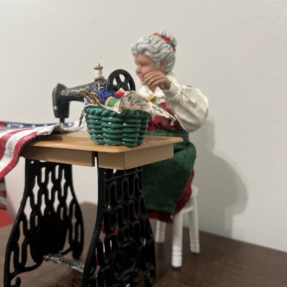 2002 Possible Dreams Clothtique Mrs. Santa Claus Sewing Machine USA ...