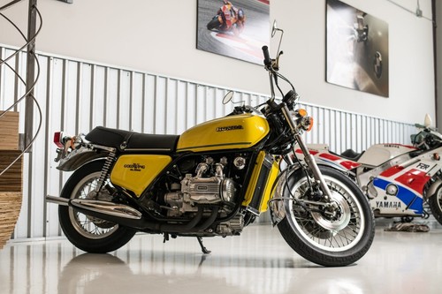 1976 Honda GL1000 Gold Wing in yellow | 24x36 inch POSTER | vintage ...