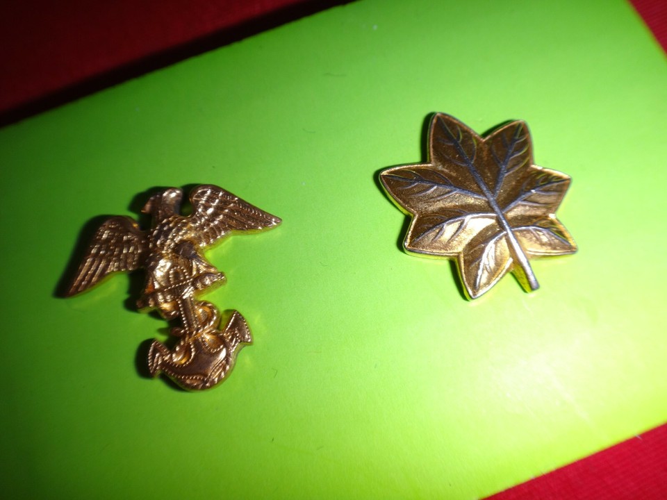 Group Of 2 Mini Badges: US Navy EAGLE & ANCHOR Insignia + Navy LT ...