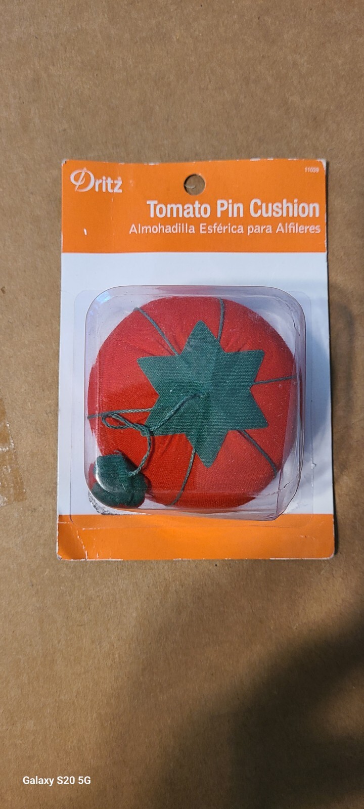Dritz ~ Tomato Pin Cushion ~ Nostalgic Sewing Needle Holder Sew | eBay