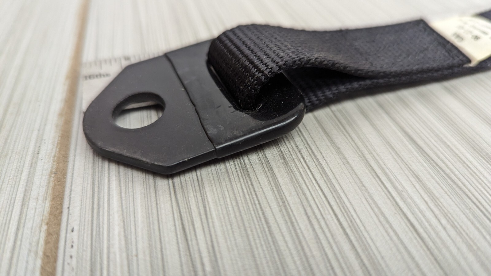 Freightliner Century Hood Strap A17-12994-001 Assembly 06-617 for sale ...