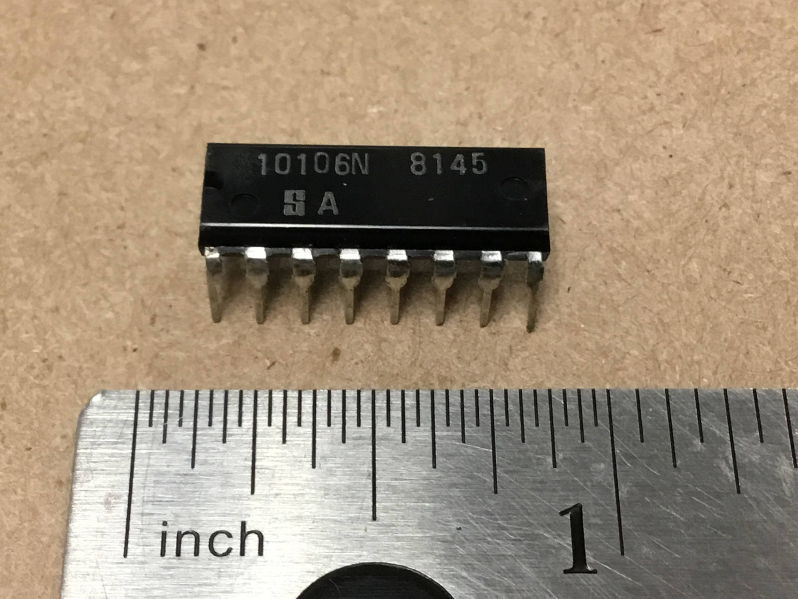 (1 PC) SIGNETICS 10106N DIGITAL MICROCIRCUIT NSN# 5962-01-146-1325 | eBay