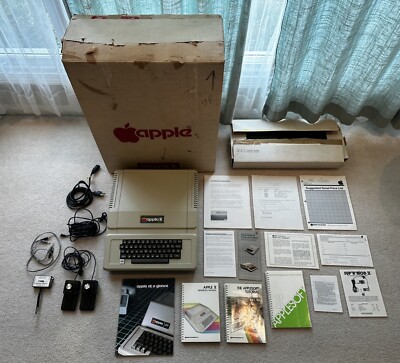 Apple II Plus Computer A2S1048 Rev. 7 - Original Owner - Complete In ...