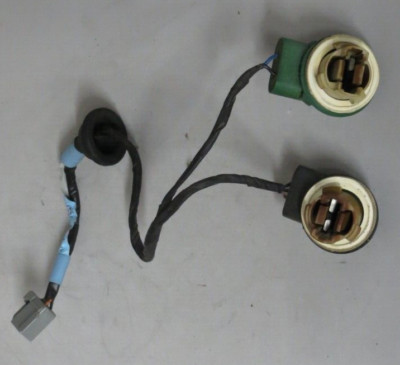 2003-2006 Lincoln LS - Tail Light Harness (2 bulb assembly) (TESTED) | eBay