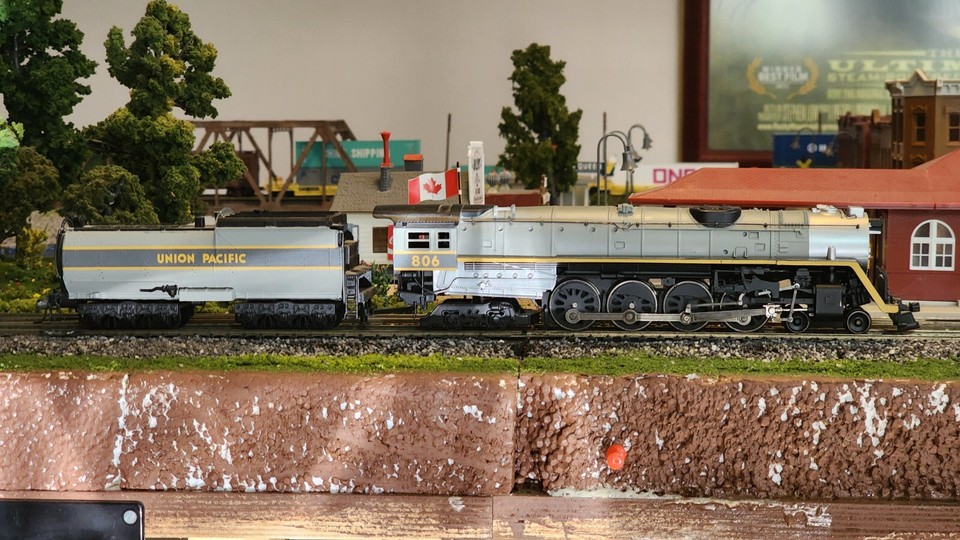 Bachmann HO scale Union Pacific Overland 4-8-4 #806 Northern Steam ...