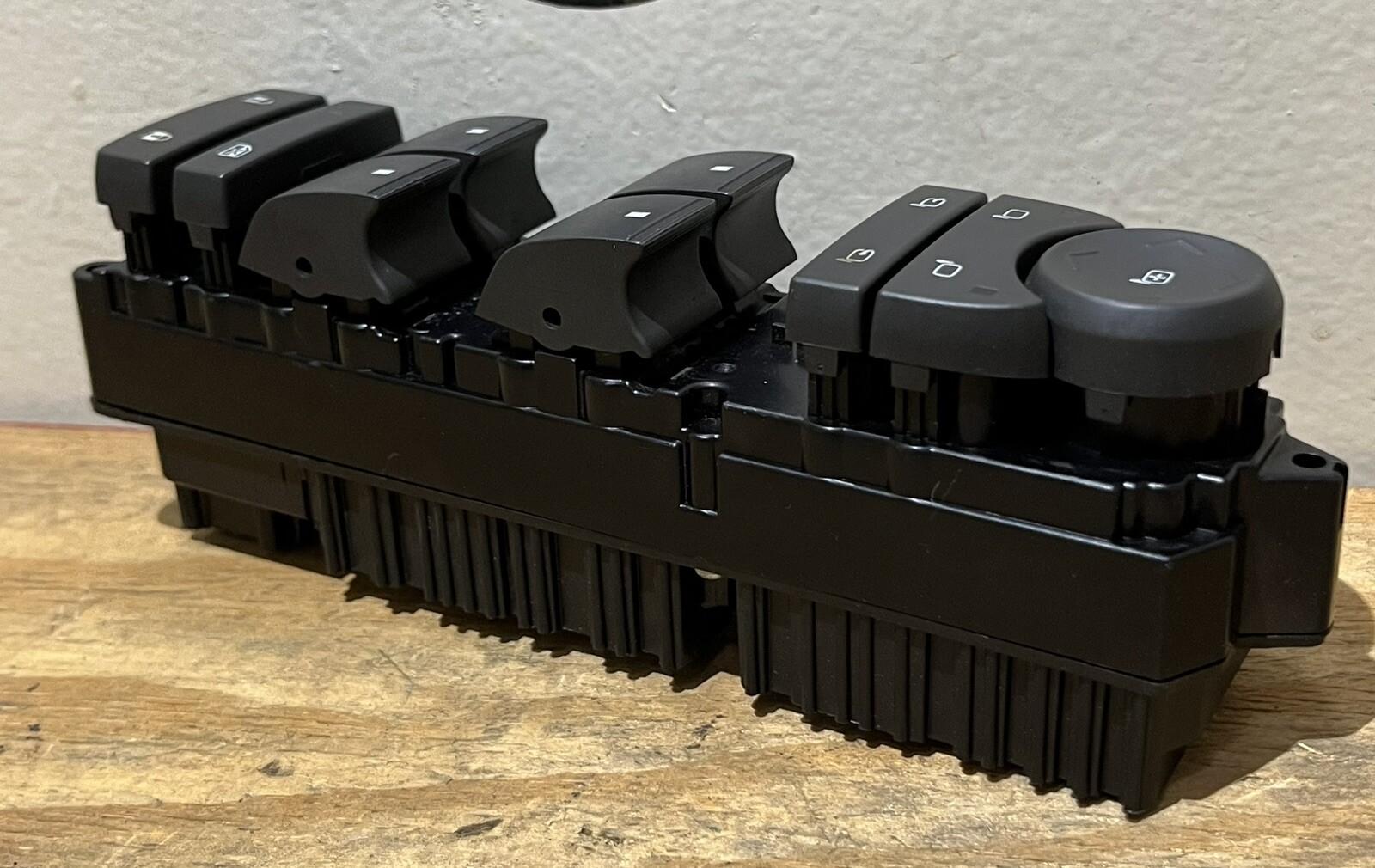 2008-11 Genuine OEM Buick Enclave Driver Master Window Lock Switch ...