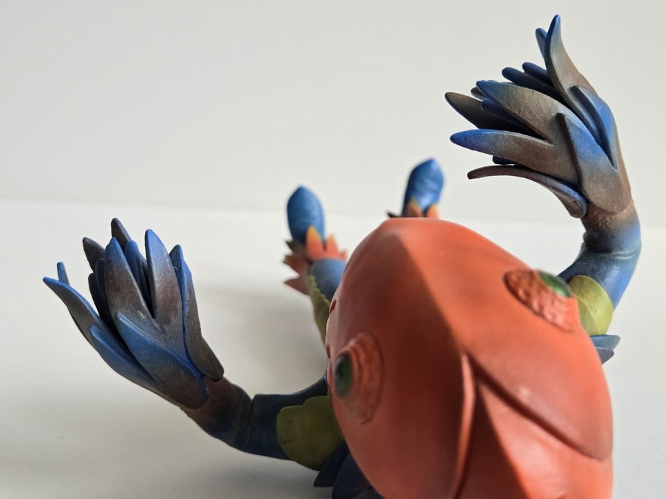 X-Plus ALIEN METRON JR 2015 Ultraman Ace kaiju bullmark marmit sofubi ...