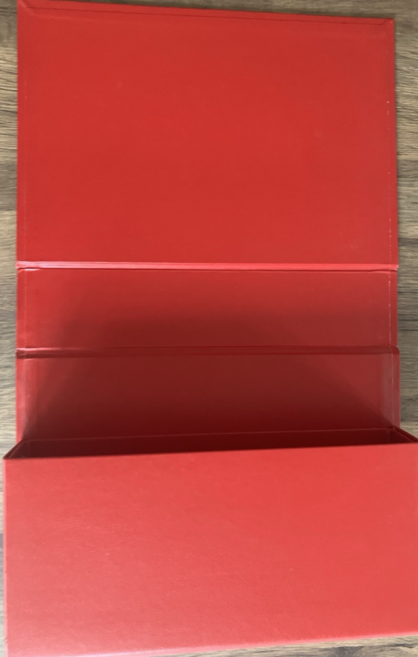MANCHESTER UNITED OFFICIAL PROGRAMME BINDER / BOX IN EXCELLENT ...