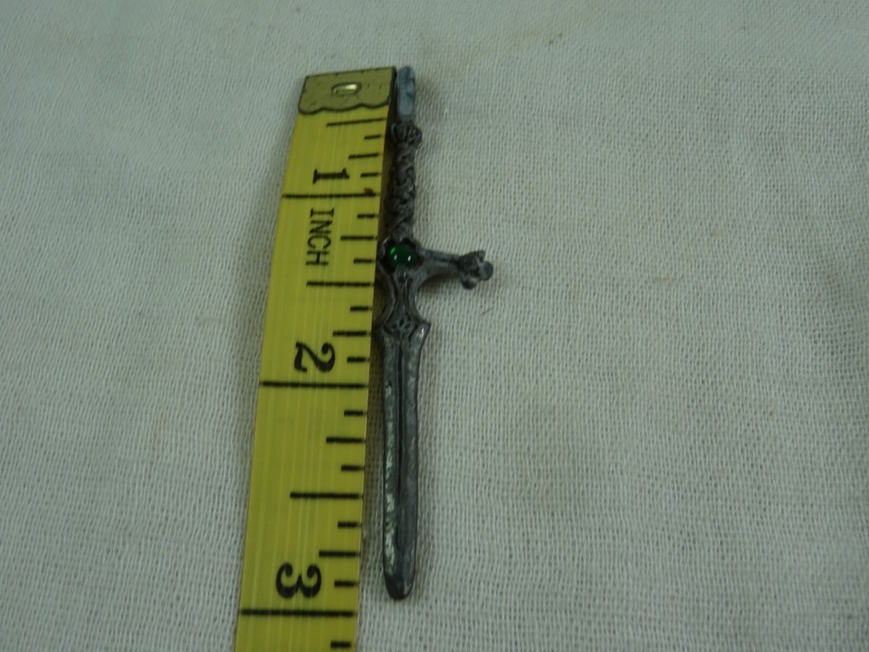 Fellowship Foundry 1997 Pewter Sword Green Jewel Pendant | eBay