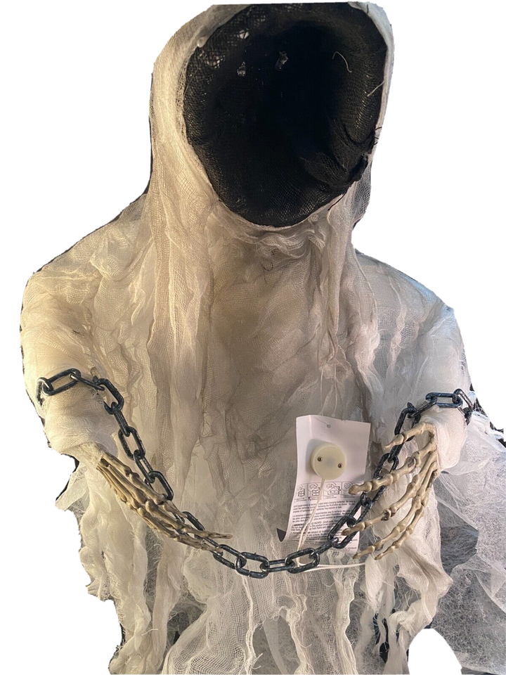 3 Foot Hanging Faceless Spectre Ghost Animatronic LED Red Eyes Moving ...