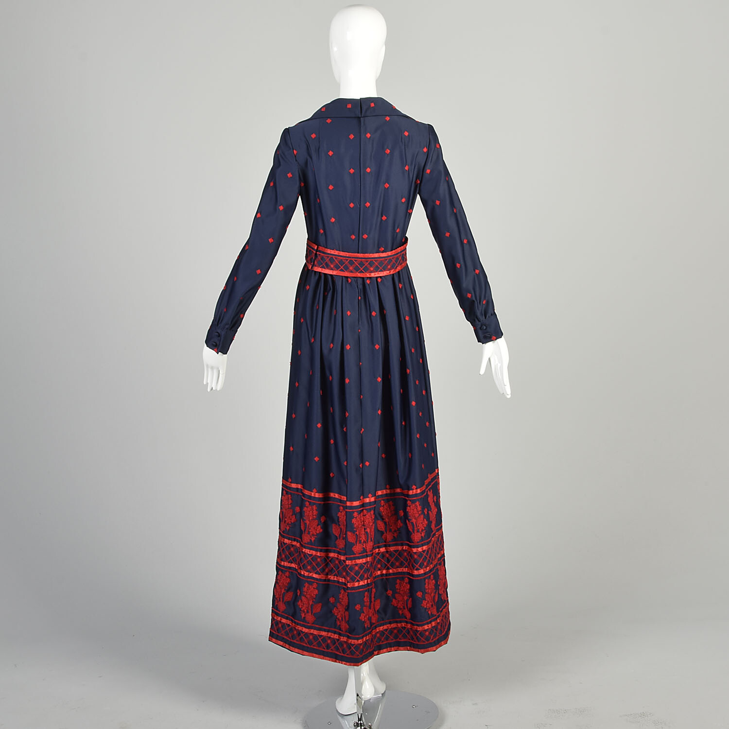 Small 1970s Navy Blue Dress Red Embroidery Long Sleev… - Gem